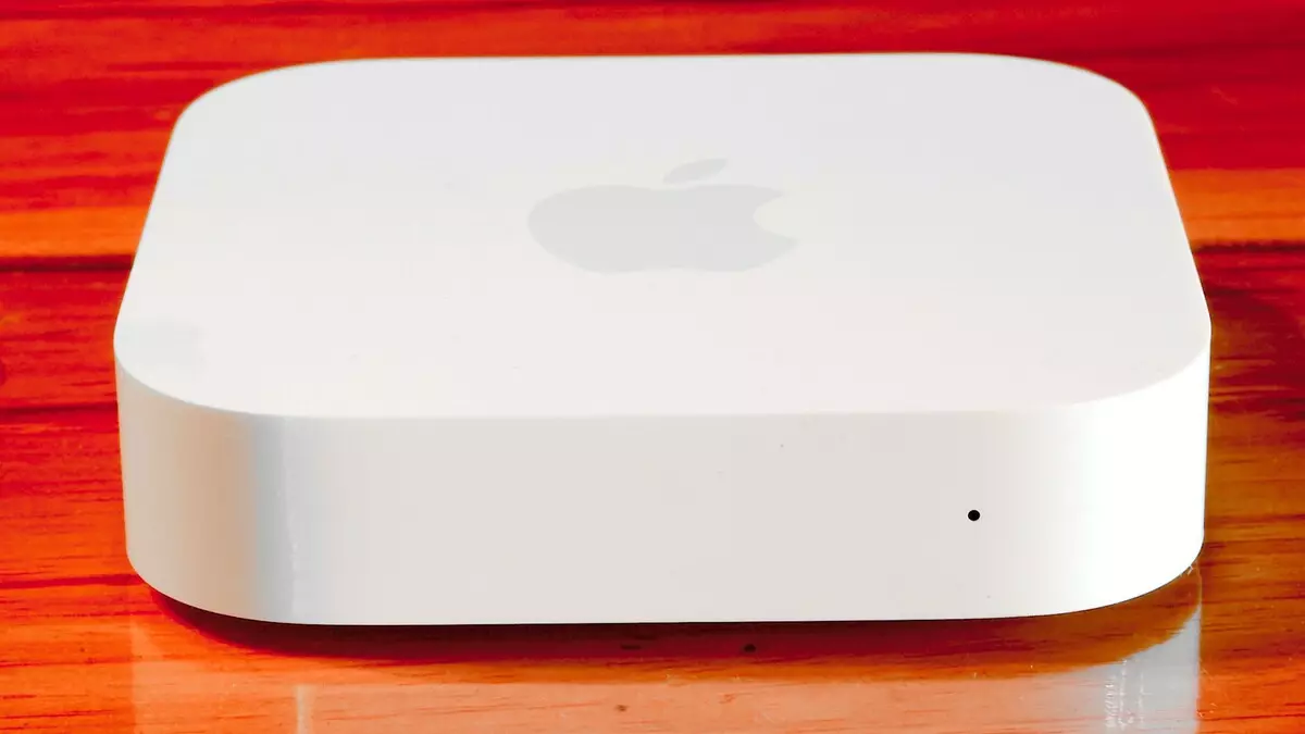 Tshav Dav Hlau Tag nrho, Apple nres tsim cov routers 10011_0