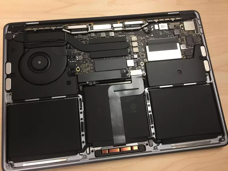Ako Apple ospravedlňuje váš nový MacBook Pro 10105_5