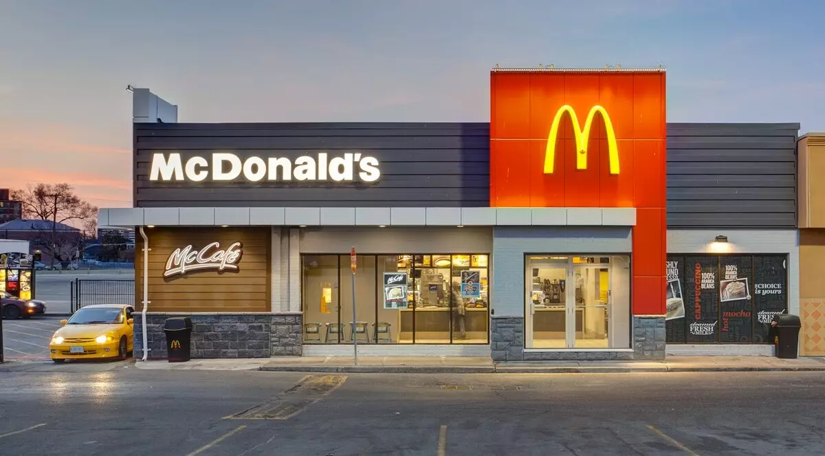 História trágica da pulseira de fitness McDonald's 10684_0