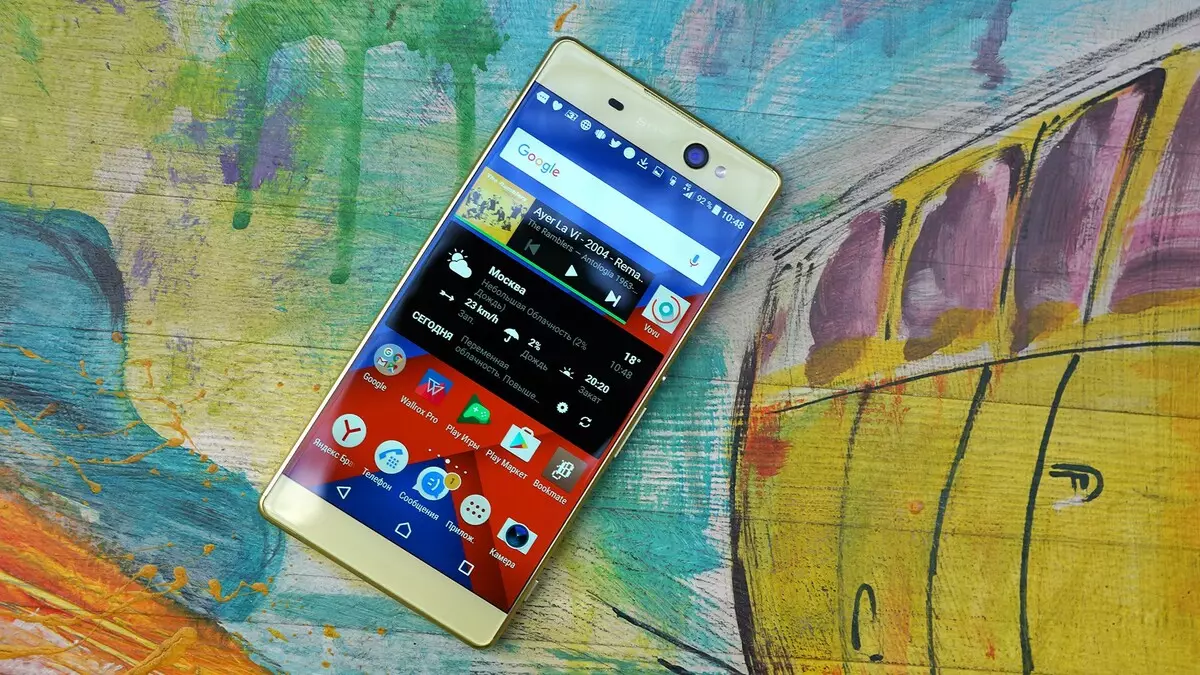 Sony Xperia XA Ultra: أنيق 6 بوصات بدون إطارات 10832_0