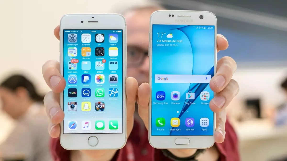 Samsung iPhone'u tekrar klonladı ve BT Galaxy C5 olarak adlandırdı. 11139_0