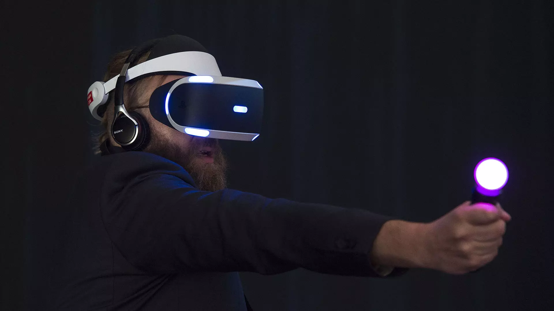 Rusiyada genişlənməyə reallıq Sony PlayStation VR bir dəbilqə məlum qiymət 11325_0