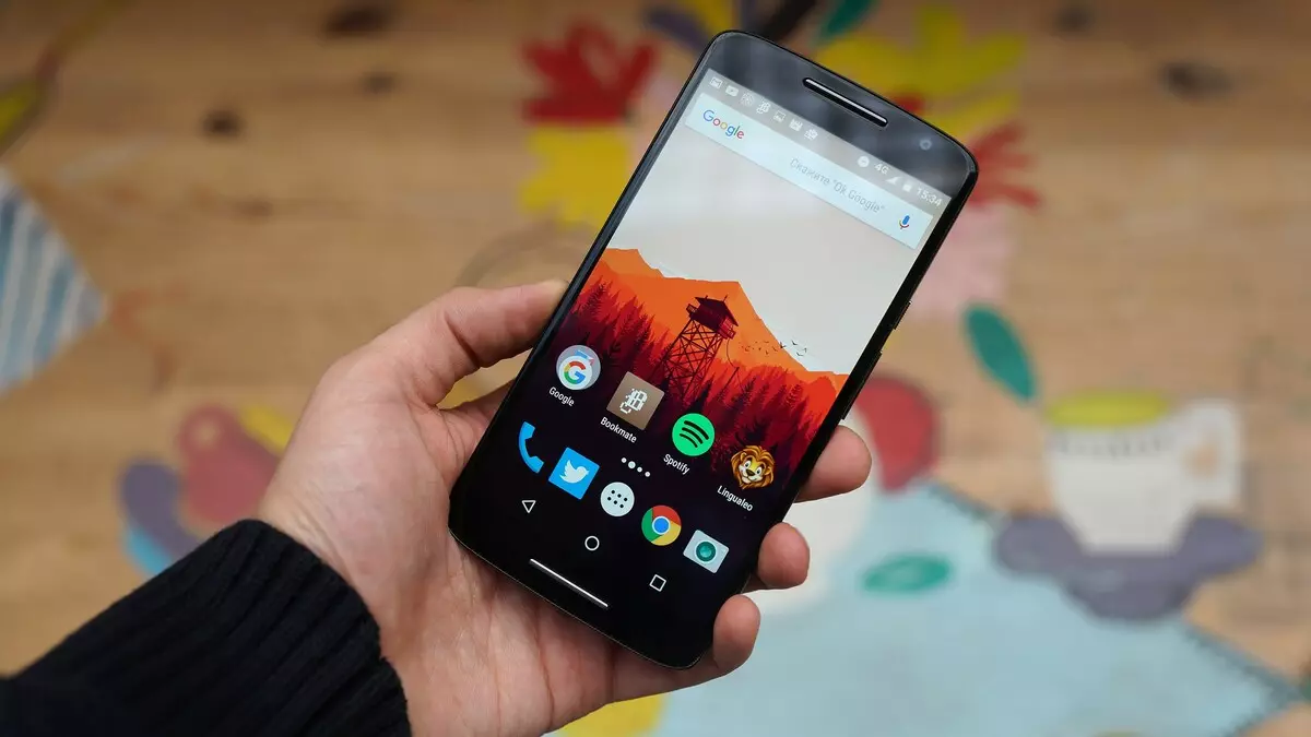 Moto X Play'ти карап чыгуу: Раздануу 11571_0