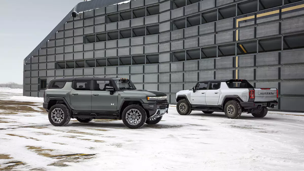 Photosost: SUV GMC Hummer EV SUV recevra une charge inversée 1175_16