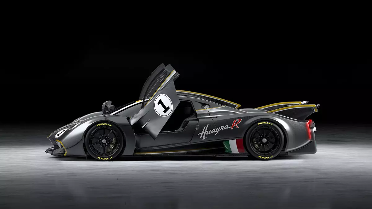 Photosost: Pagani HuAryra r för 230 miljoner rubel 1191_6