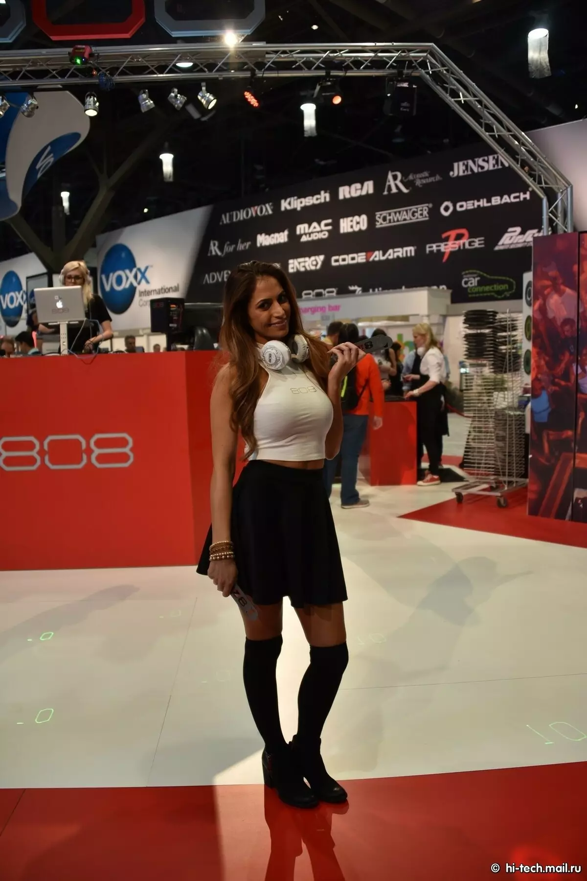 CES 2016: As mellores exposicións non son gadgets - nenas! 11946_10