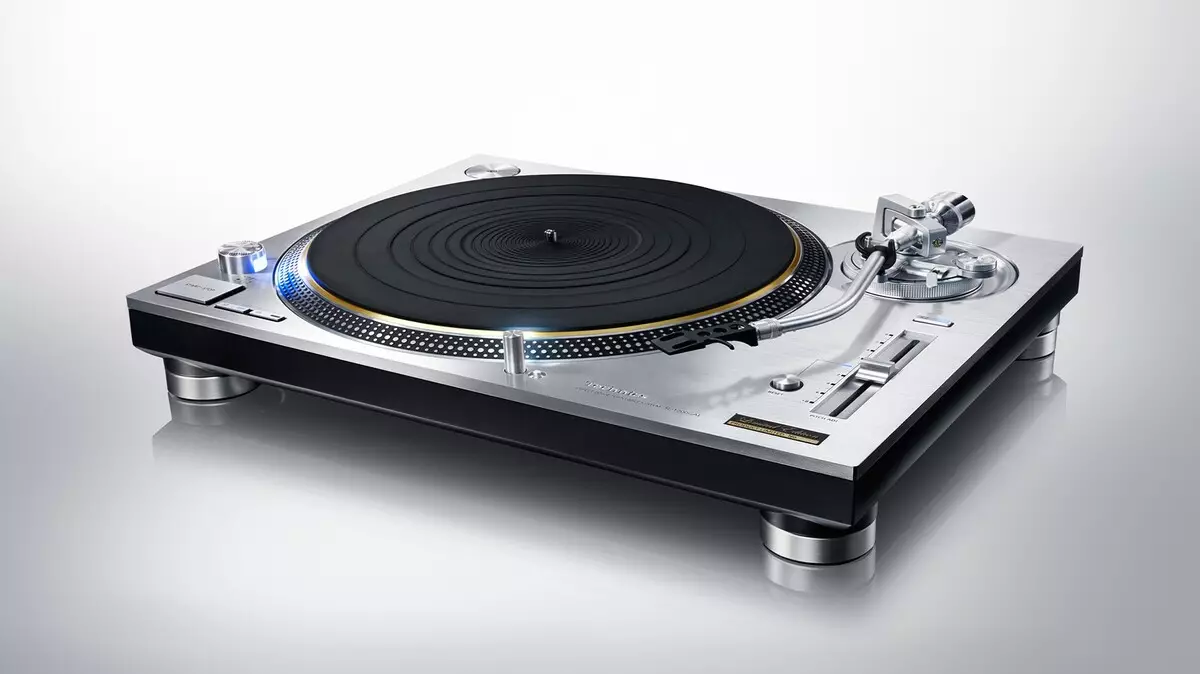 CES 2016: Technics Revive o Legendary Player