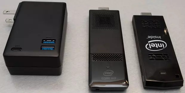 CES 2016: una nuova generazione di mini-computer dalla dimensione Intel - Compute Stick con un'unità flash 12004_4
