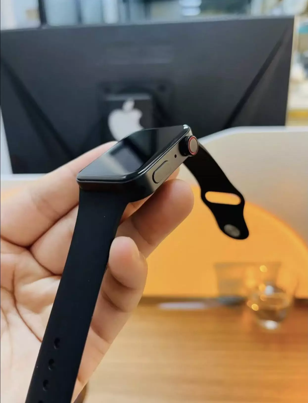 Kínverska klónar Apple Watch Series 7 eru nú þegar í sölu 121_1