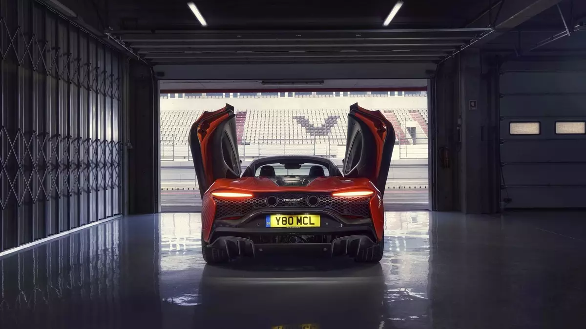 Photosost: McLaren Artura - ကုမ္ပဏီ၏ပထမဆုံးအကြီးမားဆုံး hybrid
