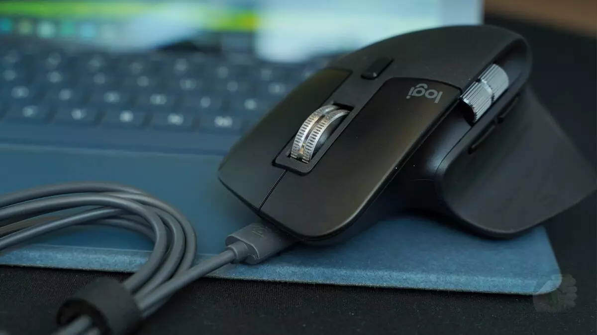 I-Logitech MX Master Flagship Mouse Overview 1353_12