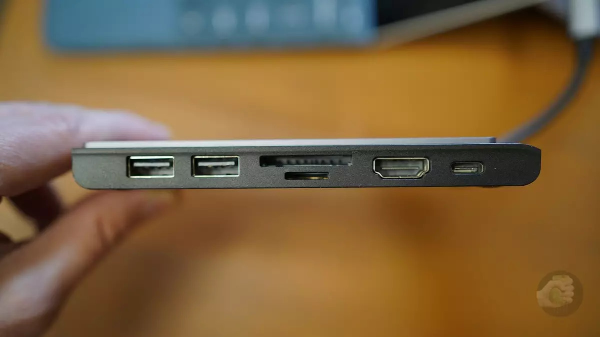 Moşaý Simpus Mini tizligi: Kiçijik we güýçli USB adapteri 1400_4
