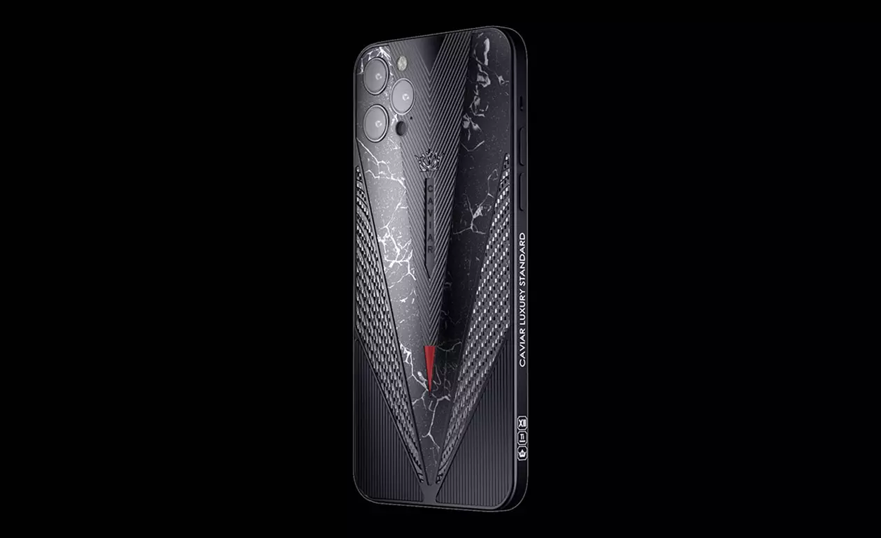 Na tuuina atu e le Caiar se aoina o le iPhone 12 Pro Warrior 1424_5