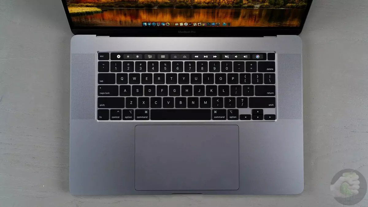 U budućnosti MacBook može se pojaviti taktilni povrat 1435_0