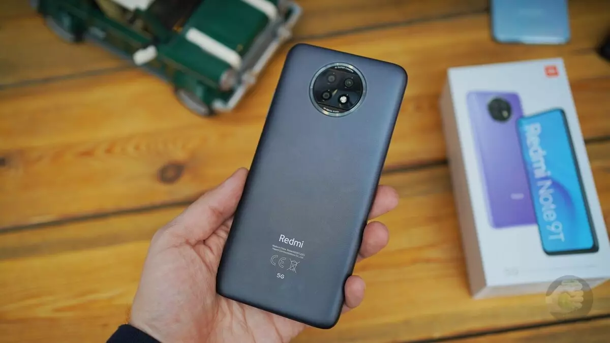 Revizii Xiaomi RedMi Note 9T: 5 g por la homoj 1437_2