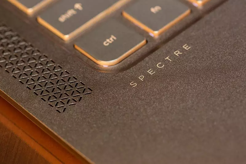 HP Spectre 13 Taki MacBook 14417_6