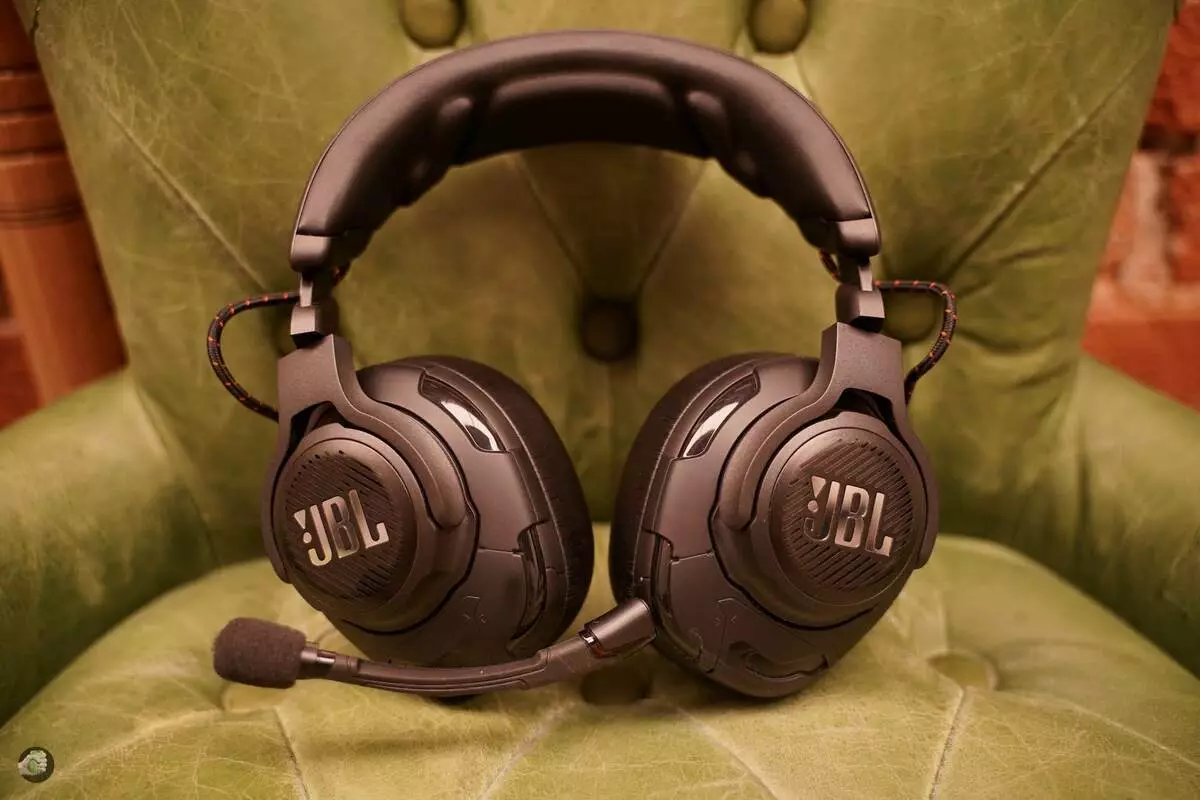 Огляд ігрової гарнітури JBL Quantum ONE 1636_0