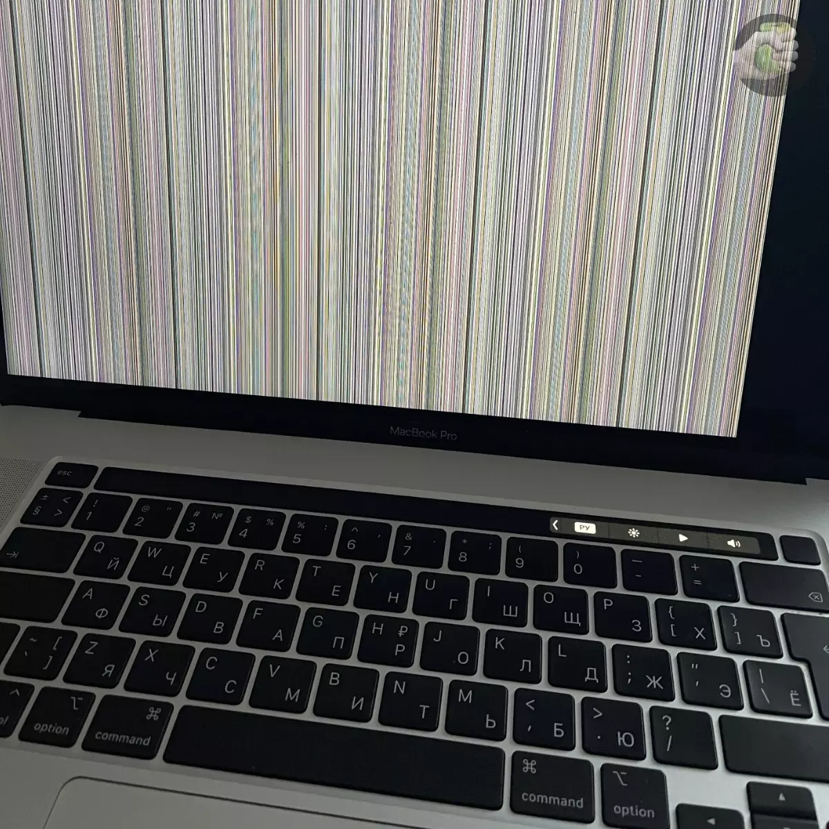 Apple-k MacBook doako konponketa programa luzatu zuen argiztapen irregularrarekin 1659_1