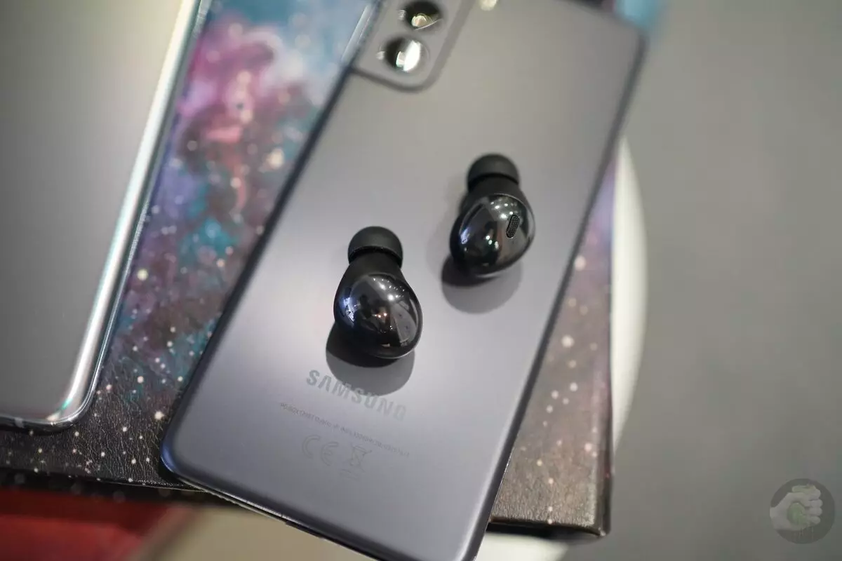 Prvý pohľad na Samsung Galaxy Buds Pro a Galaxy SmartTag tag 1686_3