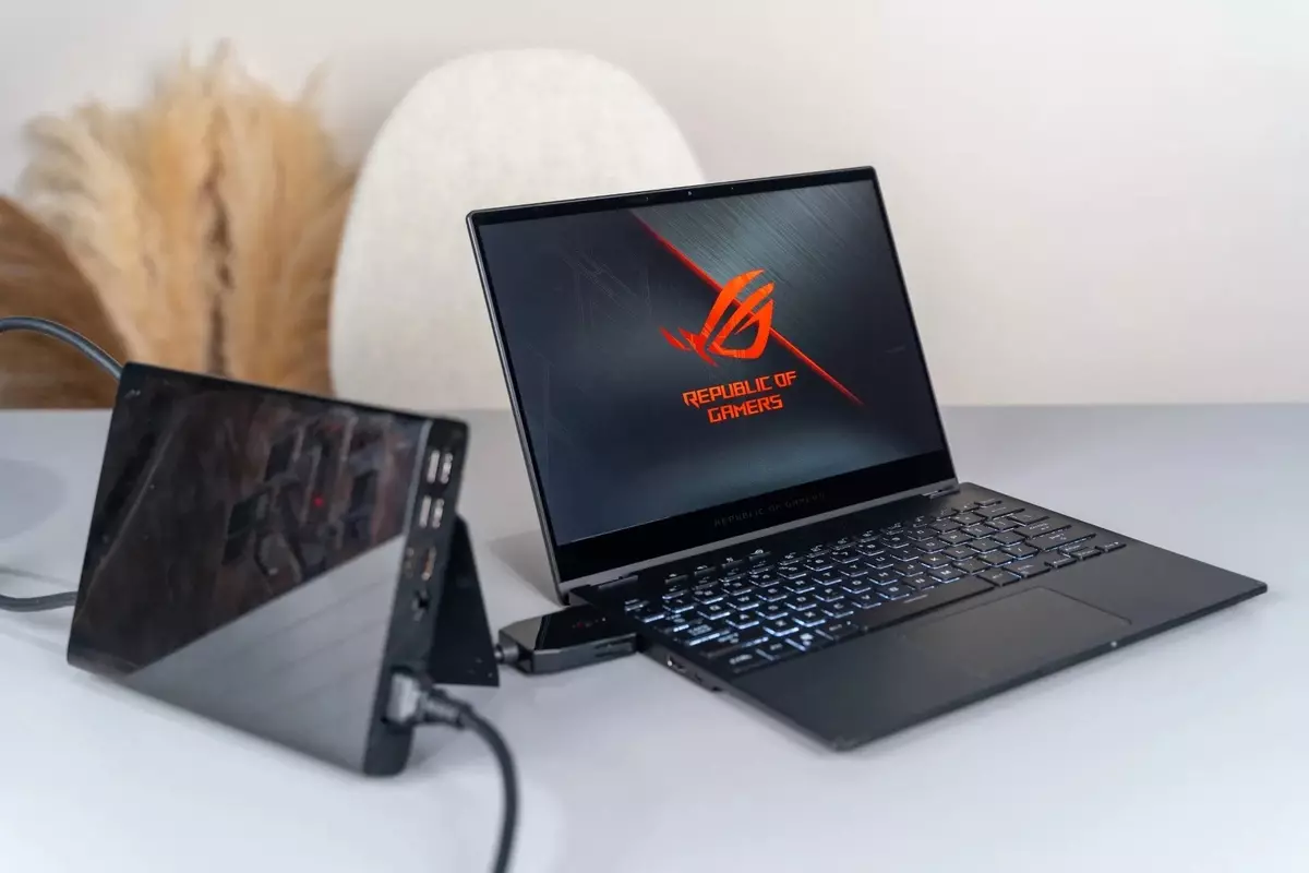 Awọn ile-iṣẹ Asus Asus Lati Awọn CES 2021