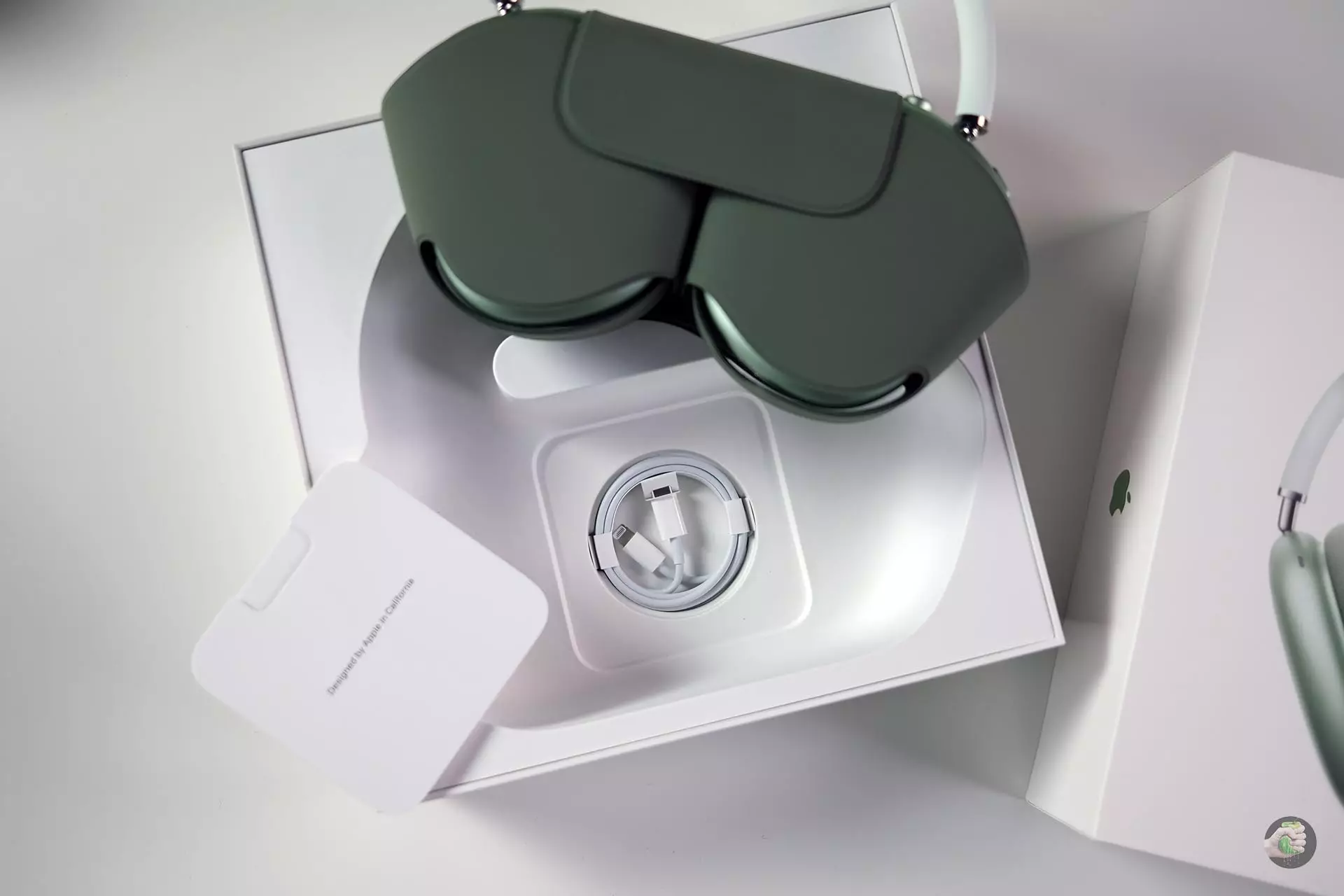 Ringkesan Airpods Max 1837_10