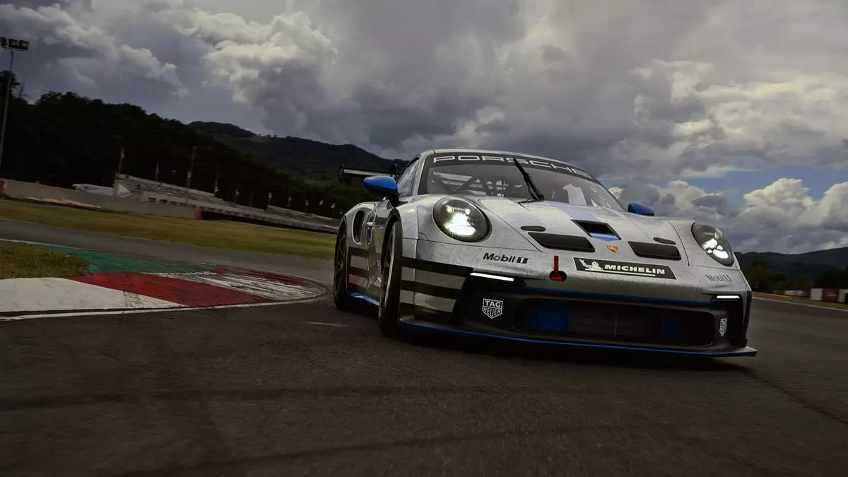 Photoint: rian Porsche 911 GT3 CUP ar feadh 20 milliún Rúbal 1867_2