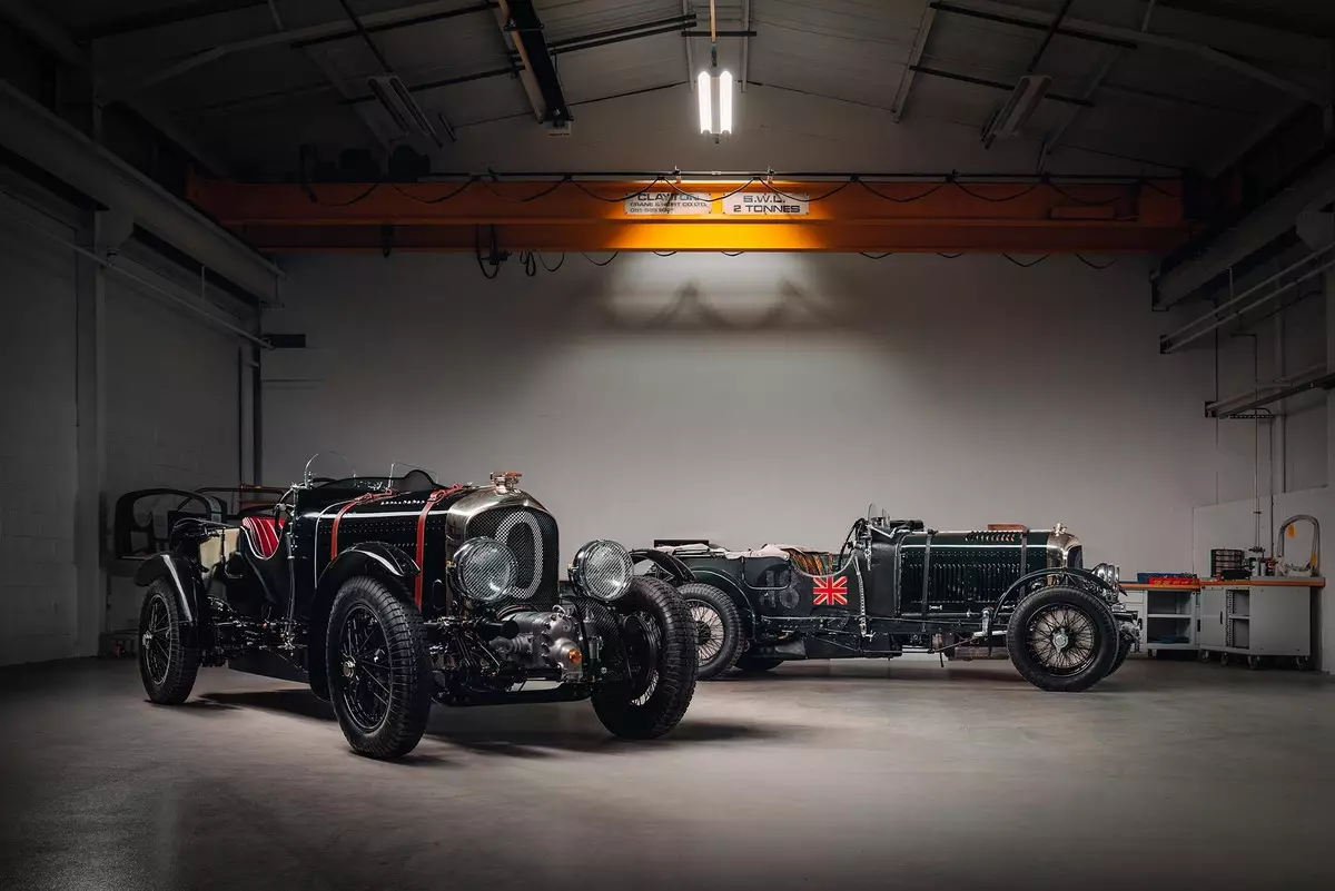 Photosost: - 90 yaşlı idman avtomobil dəqiq replica Bentley yeni maşın təqdim 1884_3