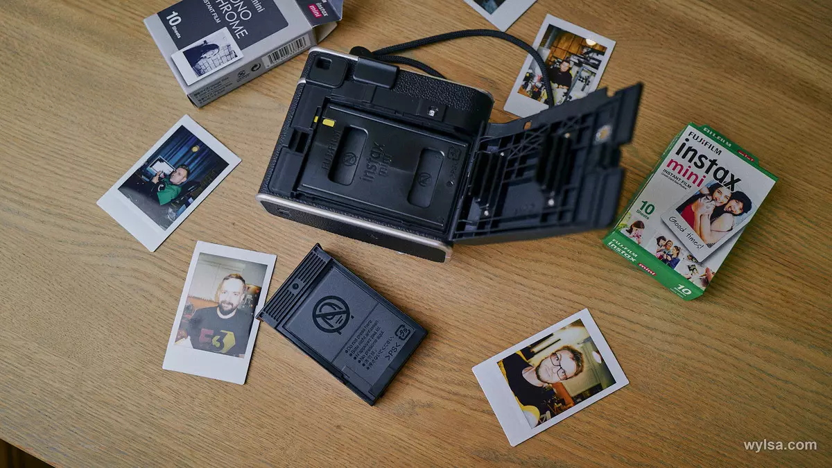 Kesemua Hari: Instax Mini 40, Menghidupkan Polaroid 189_14