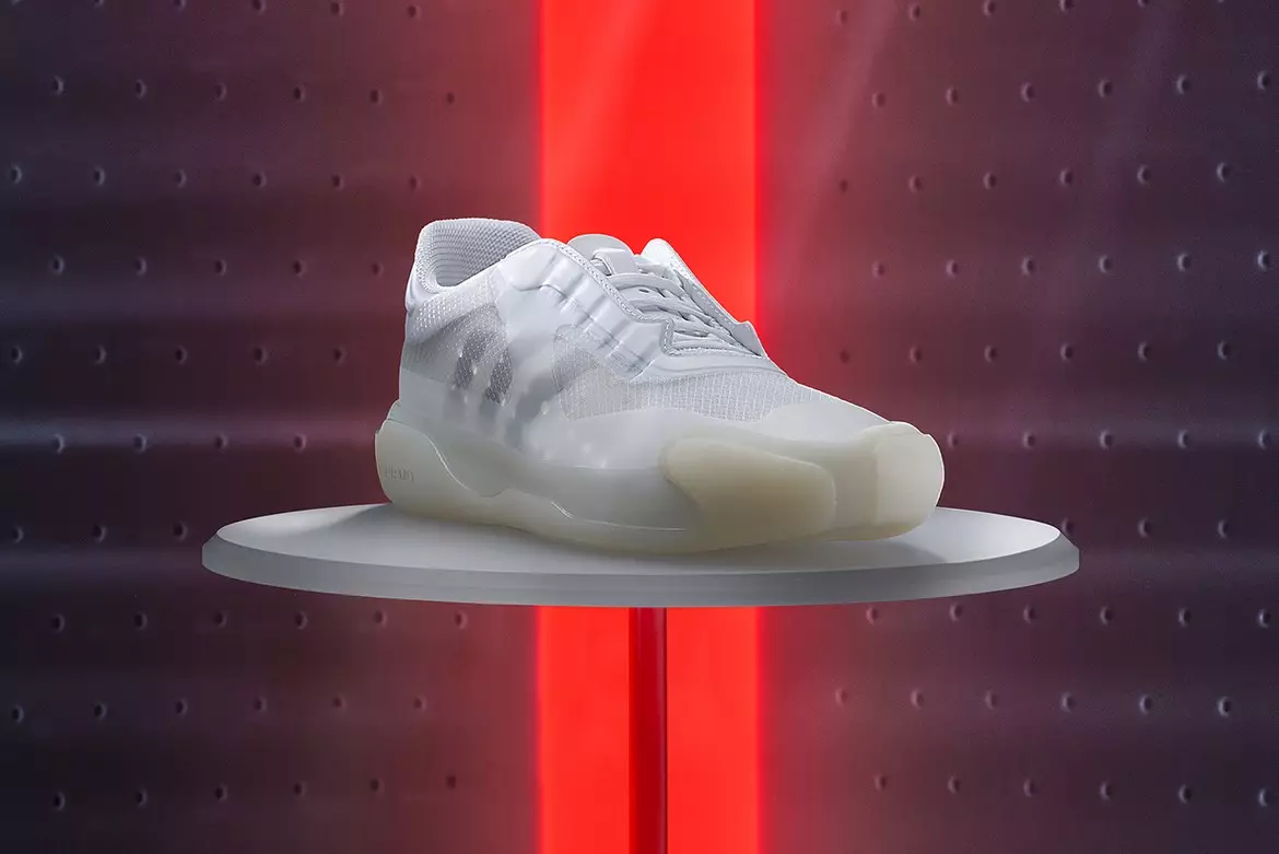 Adidas en Prada presenteerden nieuwe gezamenlijke sneakers 1955_2