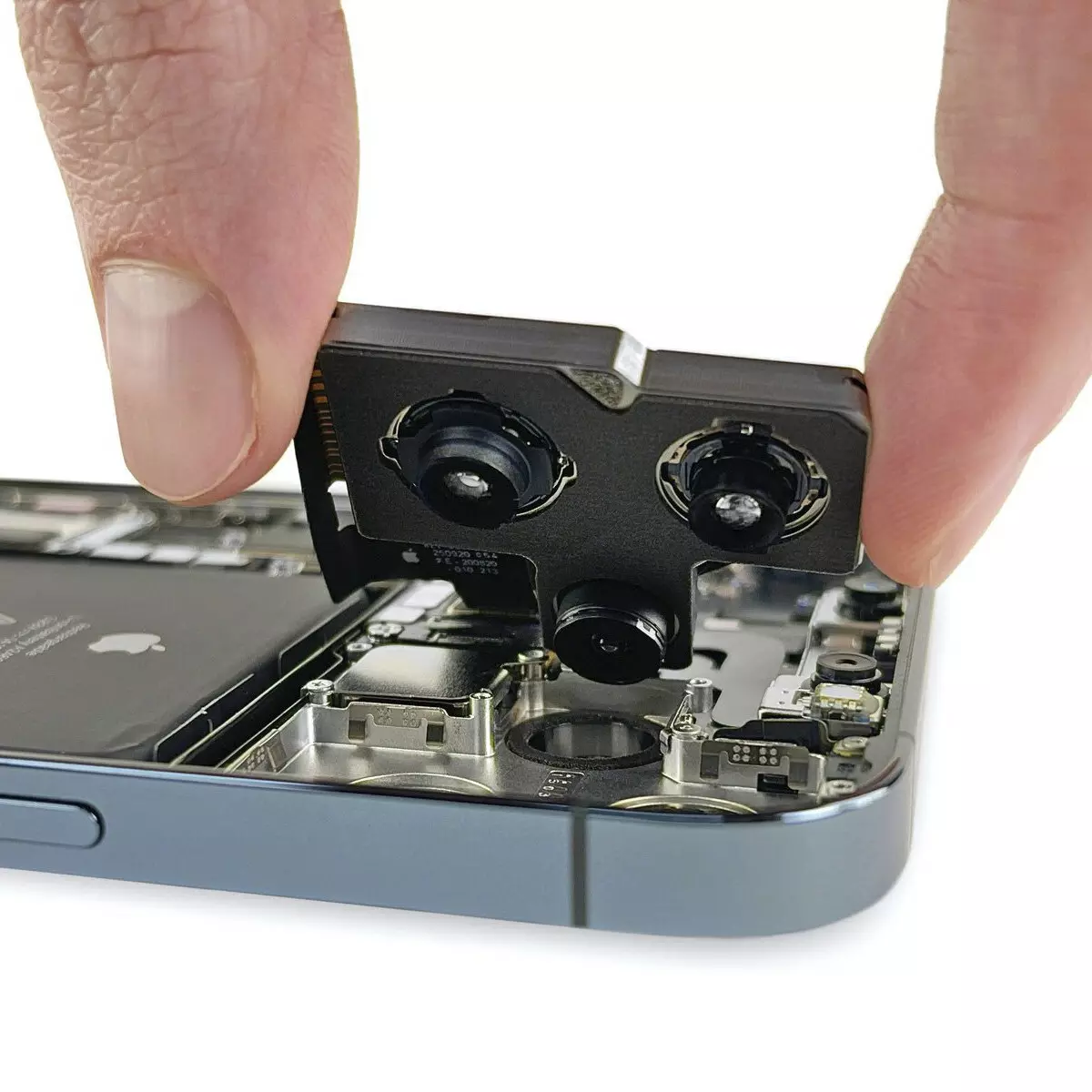 Spécialistes Ifixit désassemblé iPhone 12 Pro Max 2022_2