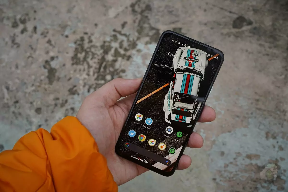 Google Pixel 4А Преглед: Най-добър компактен Android 2129_8