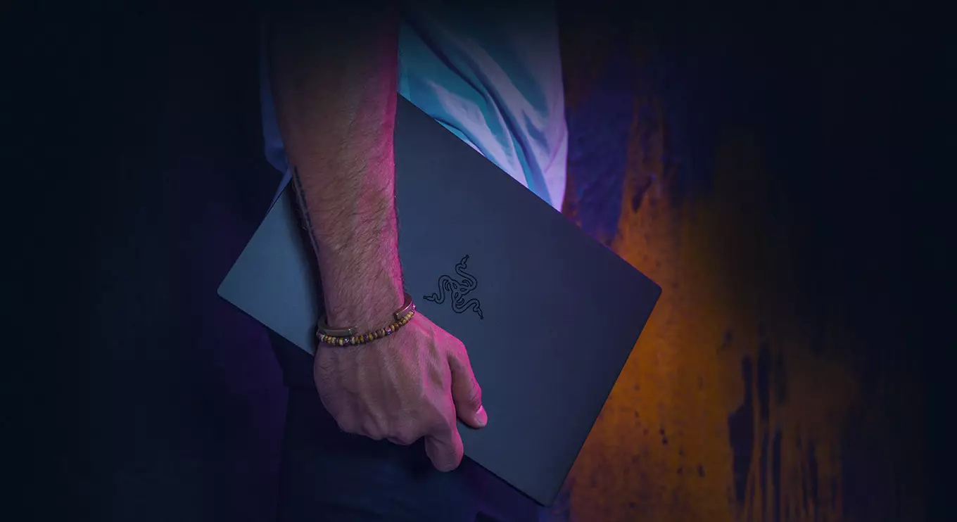 Razer presentó Noticias de Juegos: Sillón, Cuerpo, Micrófono y Hoja de Laptop Stealth 13 2274_1