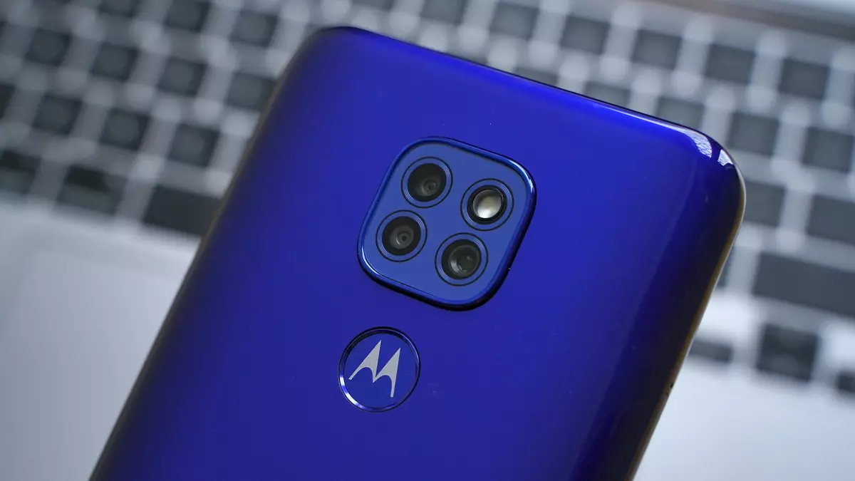 概要Motorola Moto G9 Play：ルールに従ってプレー 2377_0