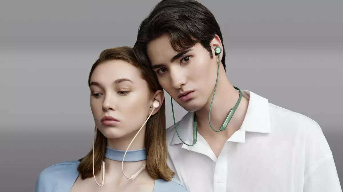 Headphone Propek Huawei bakal katon ing Rusia 2439_0