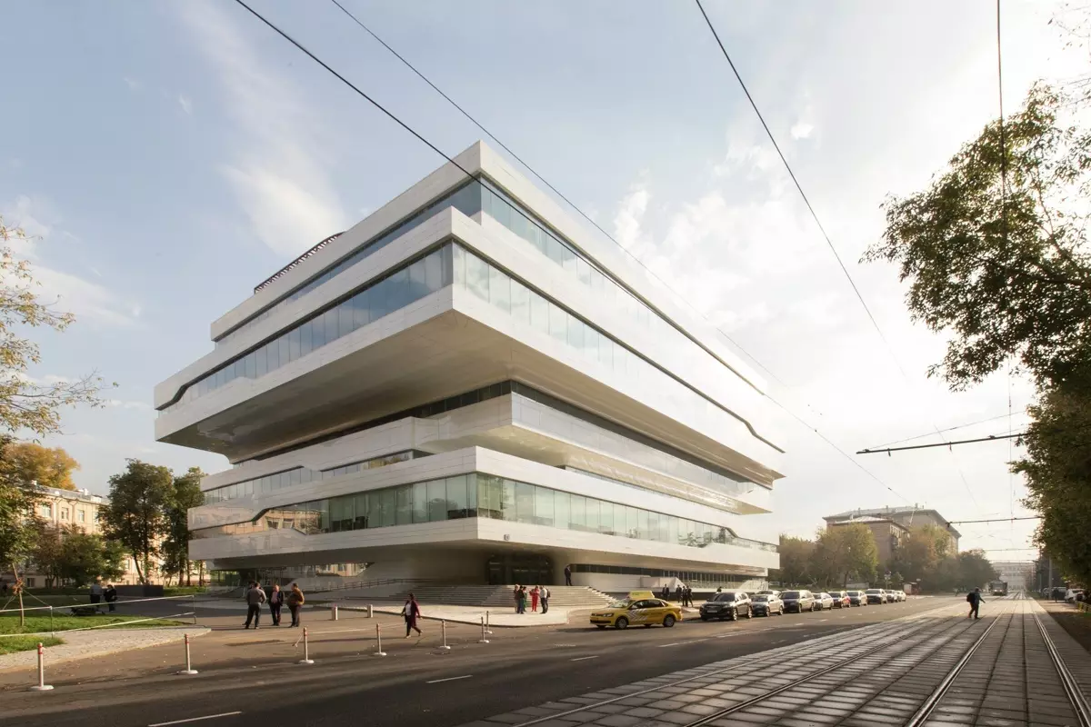 Arhitektuuribüroo Zachi Hadid ehitab Moskvas asuva metroojaama 2461_6