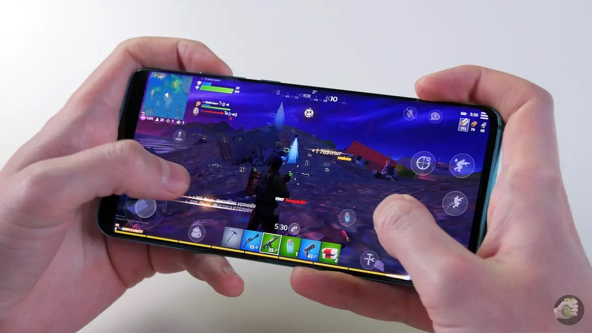 ऐप स्टोर और Google Play से Fortnite गायब हो गया। हम समझते हैं कि यह क्यों हुआ 2557_0