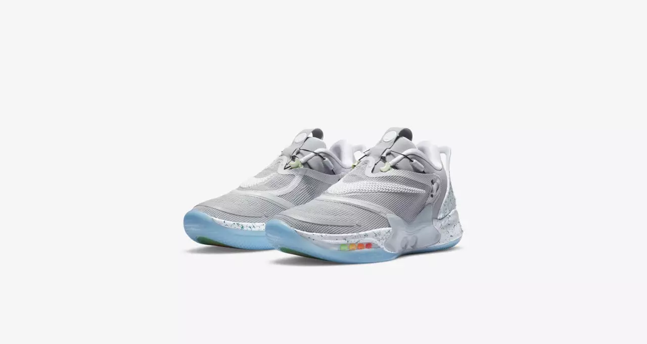 Sneakers Nike kohanduvad BB 2.0 vabastatakse kudul värvi mag 2619_0