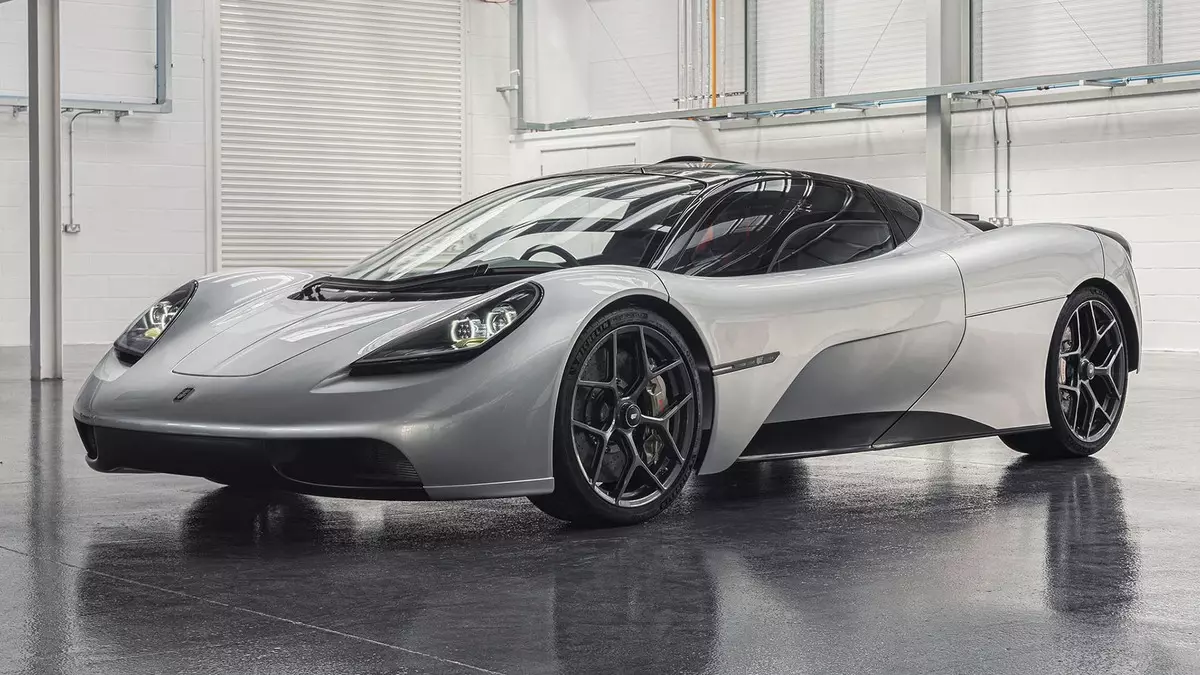 GMA T.50 hypercar is shown. This is the successor of the legendary McLaren F1 with a power steering wheel 2641_11