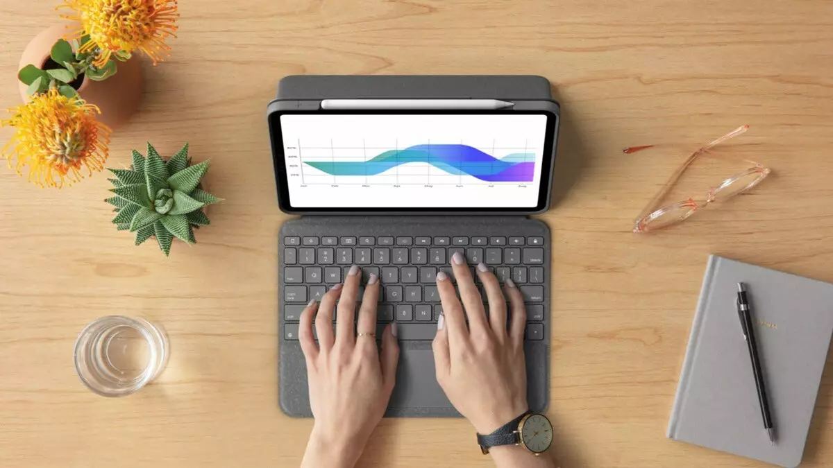 Logitech Folio Touch - Kaso alang sa iPad Pro nga adunay baruganan, keyboard ug trekpad