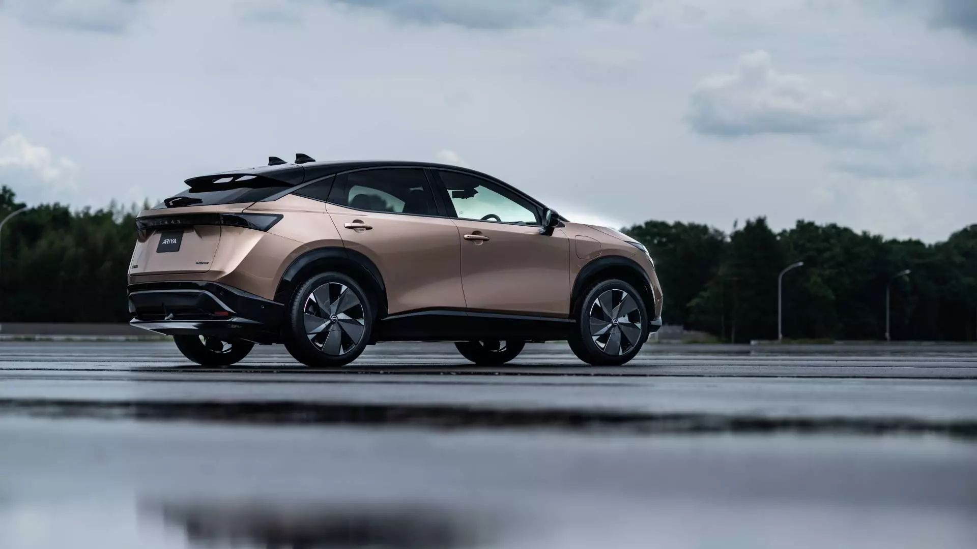 Nissan Ariya - Electric likwidu mkessaħ crossover