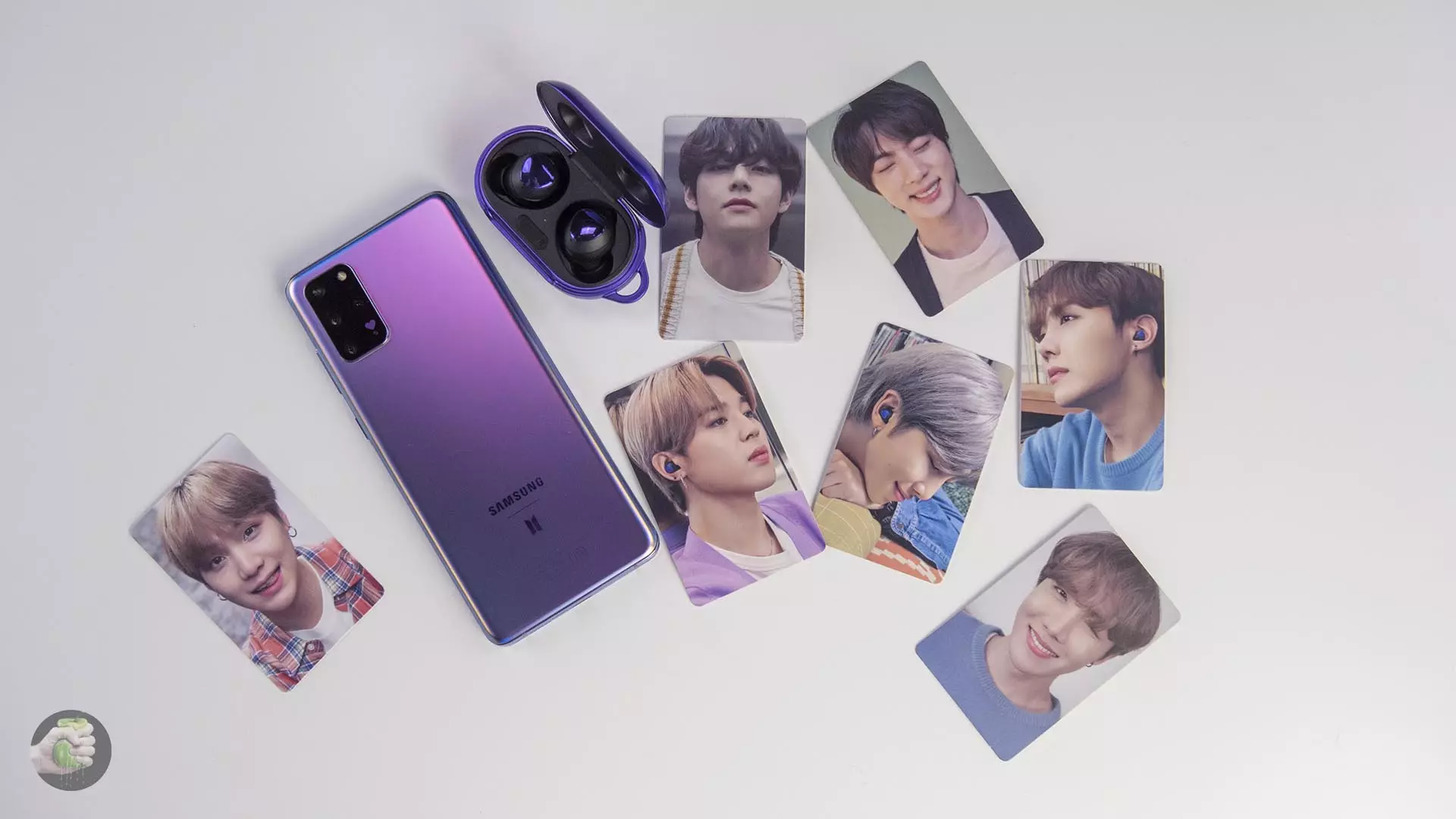 Photosost: Δείτε το Samsung Galaxy S20 + BTS Edition 2786_1