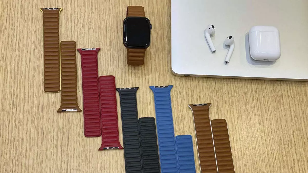 La red tiene fotos de nuevas correas de cuero para el reloj de Apple.