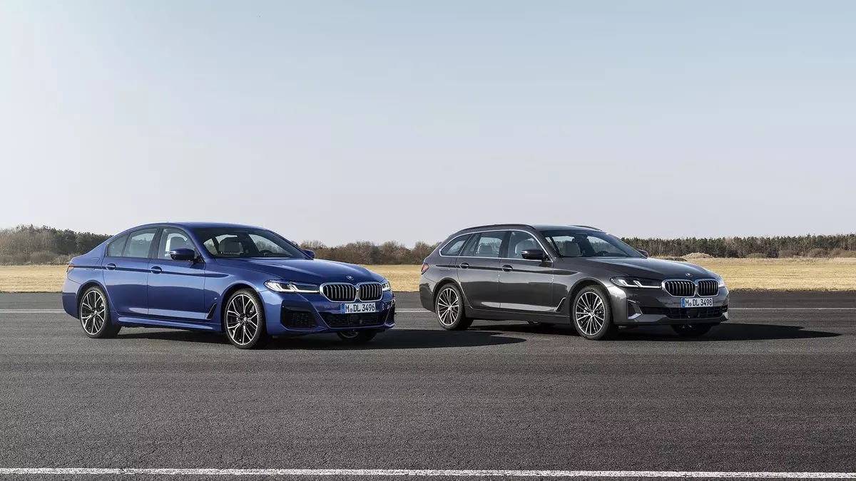 Sonraí i dTrifles: BMW Nuashonraithe Sraith