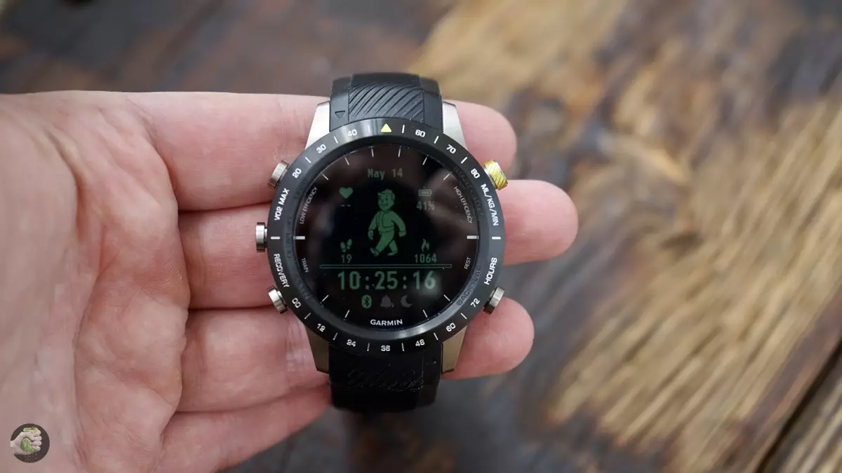 Ringkesan jam Garmin Marq atlit, bagean pisanan