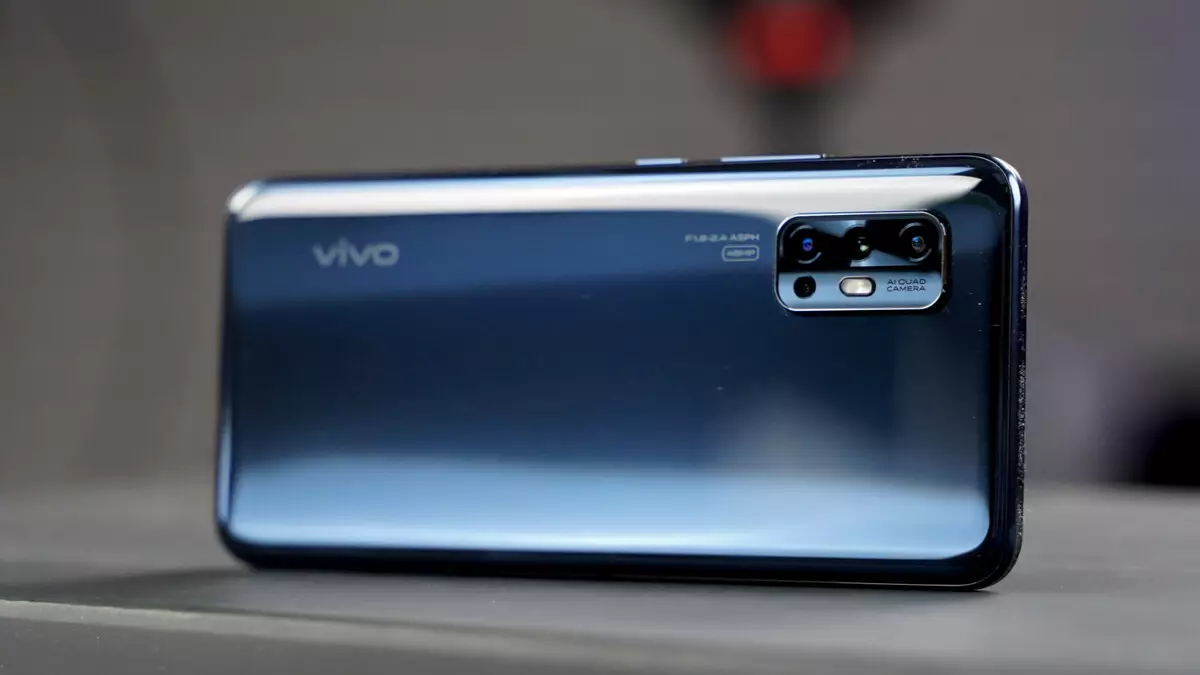 Vivo V19 סקירה כללית 3156_0