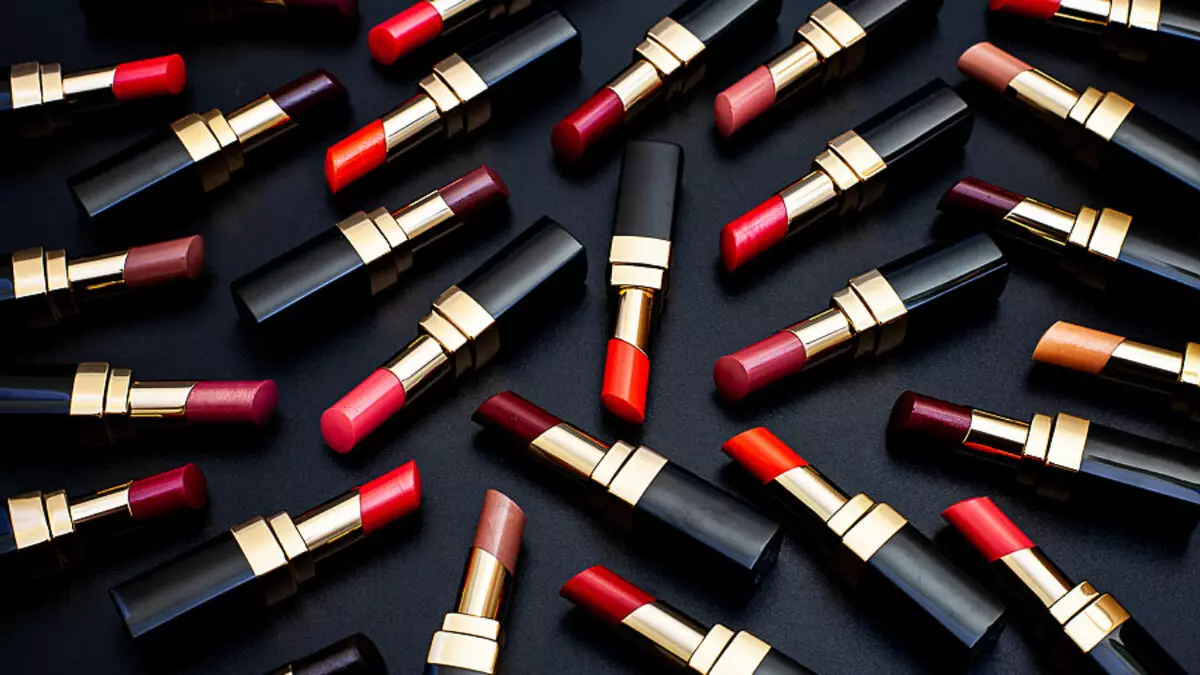 Roja Daynê: Chanel Flash Drive di forma lipstick 3180_0