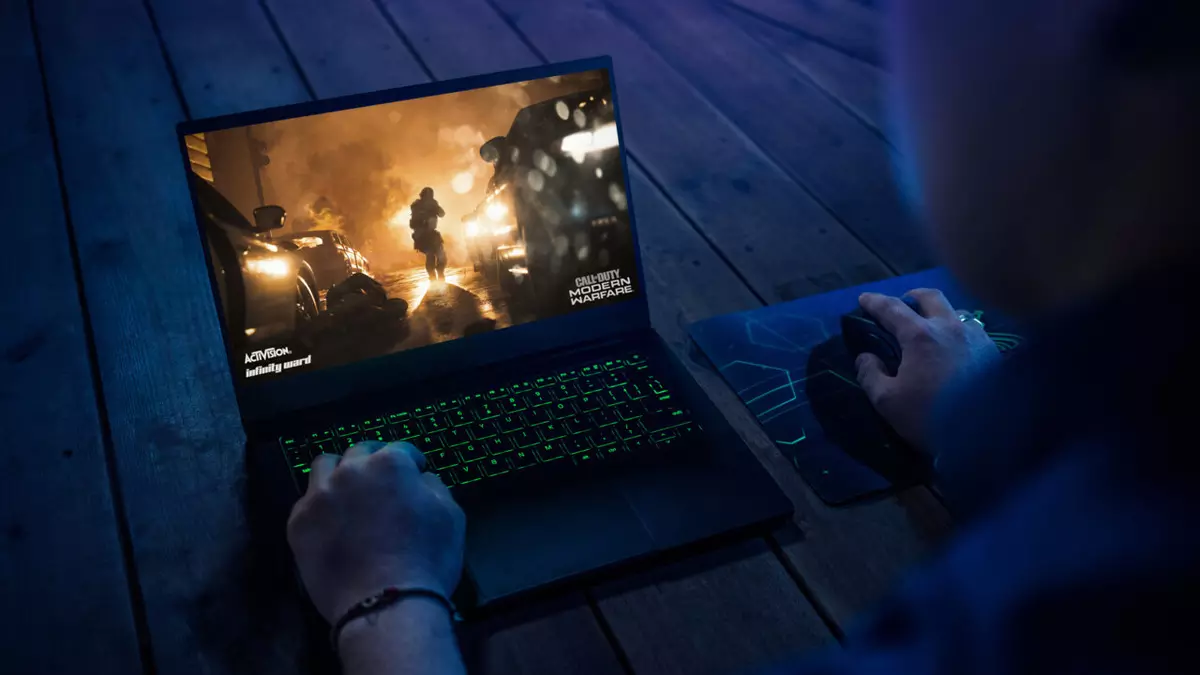 Razer enkondukis la unuan 13-colan ultrabook de la mondo kun ekrano de 120-Hentz 3235_2