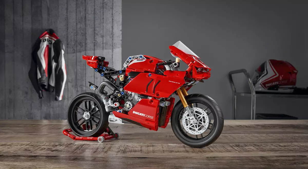 LEGO DUCATI3.