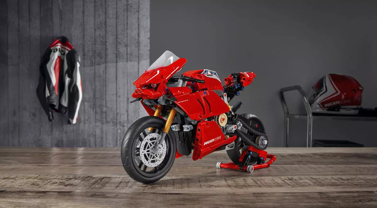 Lego Ducati2.