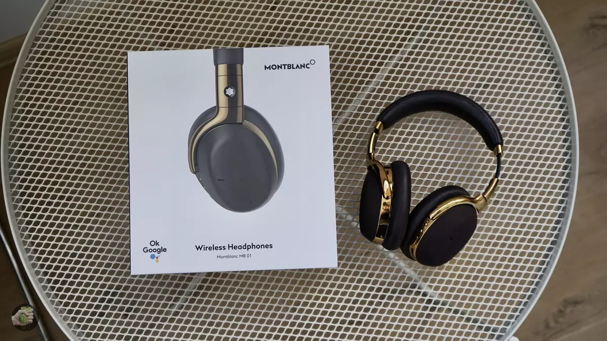 Montbllanc MB 01 Averina Headphone 3254_1